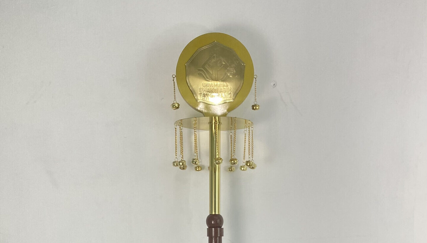Tongkat Pedel Wisuda | Fungsi dan Nilai Simbolis - Mitra Pengadaan ...